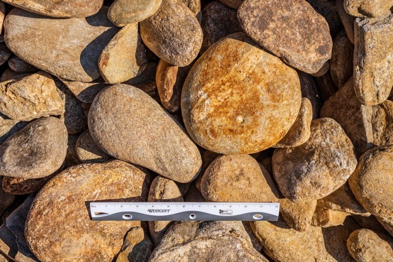Brown river rock 4″ – 7″ - Landscaping Supplies